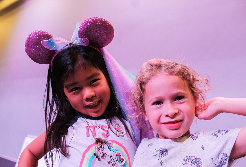 West Orange Times & Observer | Photo - Josie Deherrera, 6, and Sarah ...