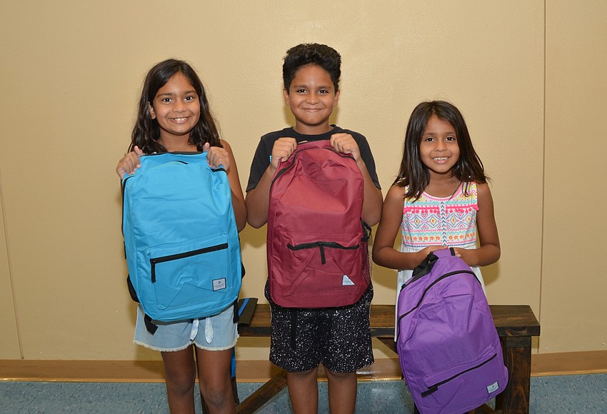 All Prairie Lake Elementary receive backpacks | West Orange Times ...