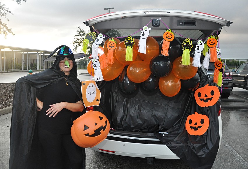 PHOTOS: Whispering Oak Elementary School Trunk or Treat 2019