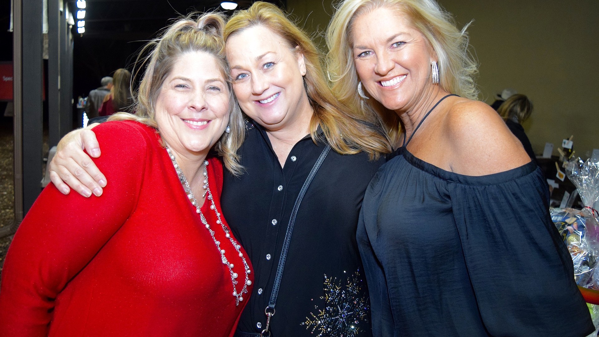 PHOTOS: Special Hearts Farm's 2019 Boots, Wine & Dine Under the Stars ...