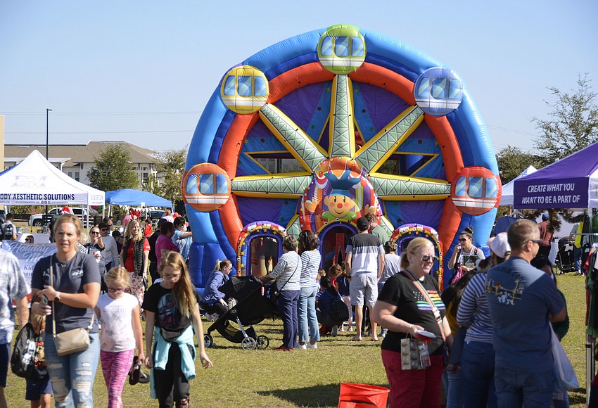 PHOTOS: The Holiday Market at Hamlin
