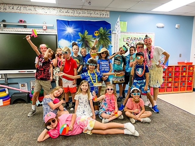 PHOTOS: Windermere Elementary Beach Day | West Orange Times & Observer