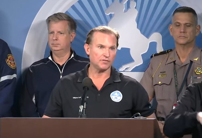 Curry warns coastal, tidal flooding still risk as Ian continues | Jax ...