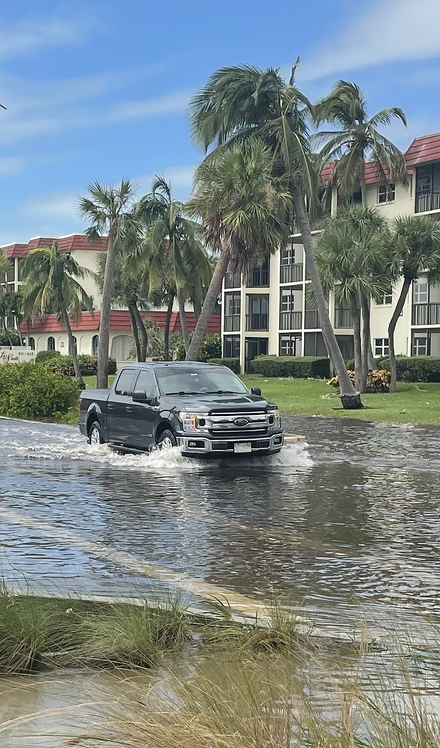 Siesta Key battered but not broken after Hurricane Ian | Your Observer