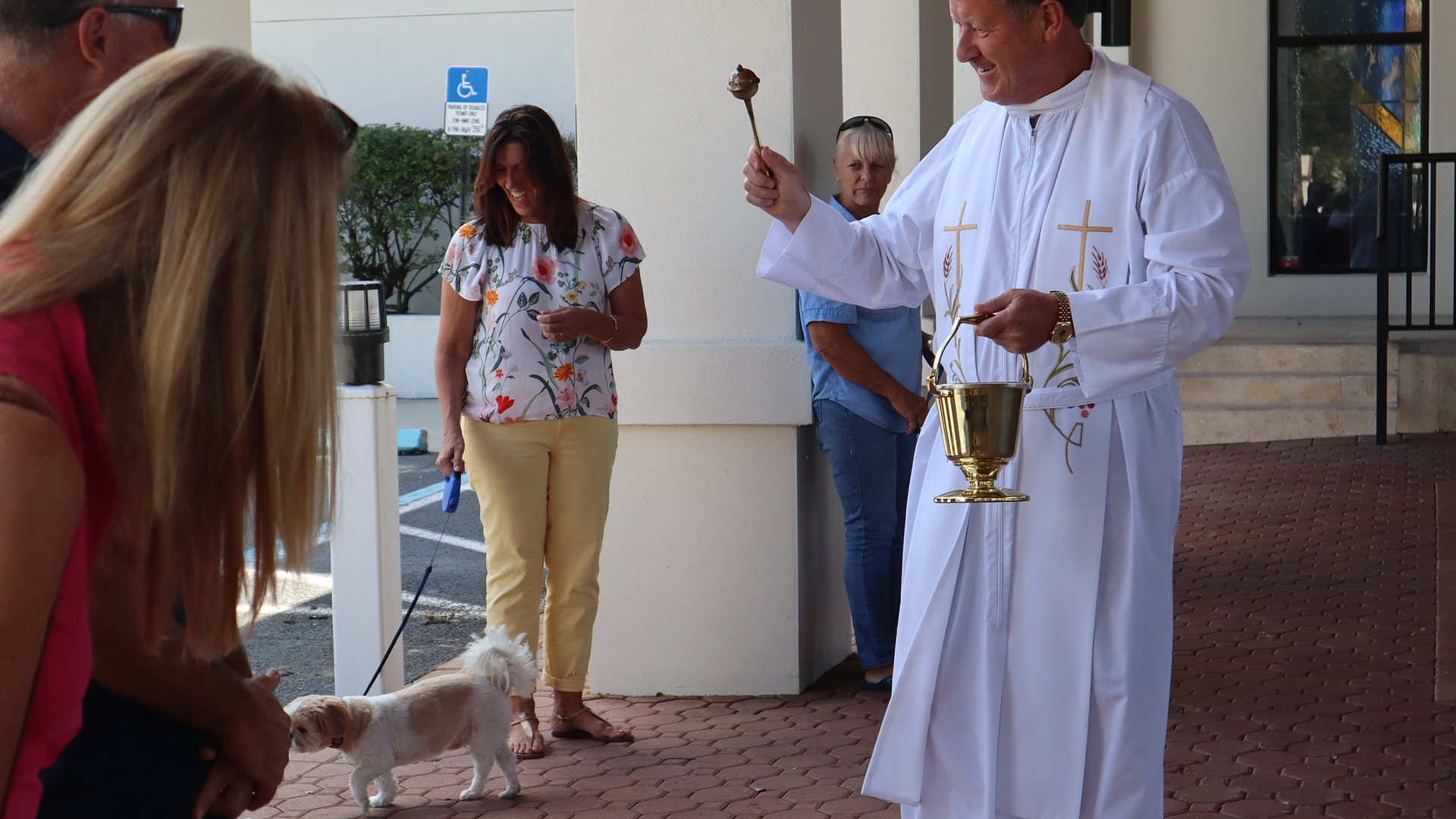 Pets, owners have a blessed day at Siesta Key church | Your Observer