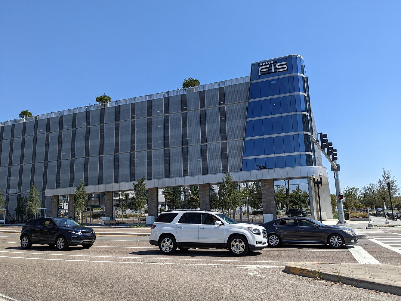 FIS cuts the ribbon on new $156 million headquarters in Riverside | Jax ...