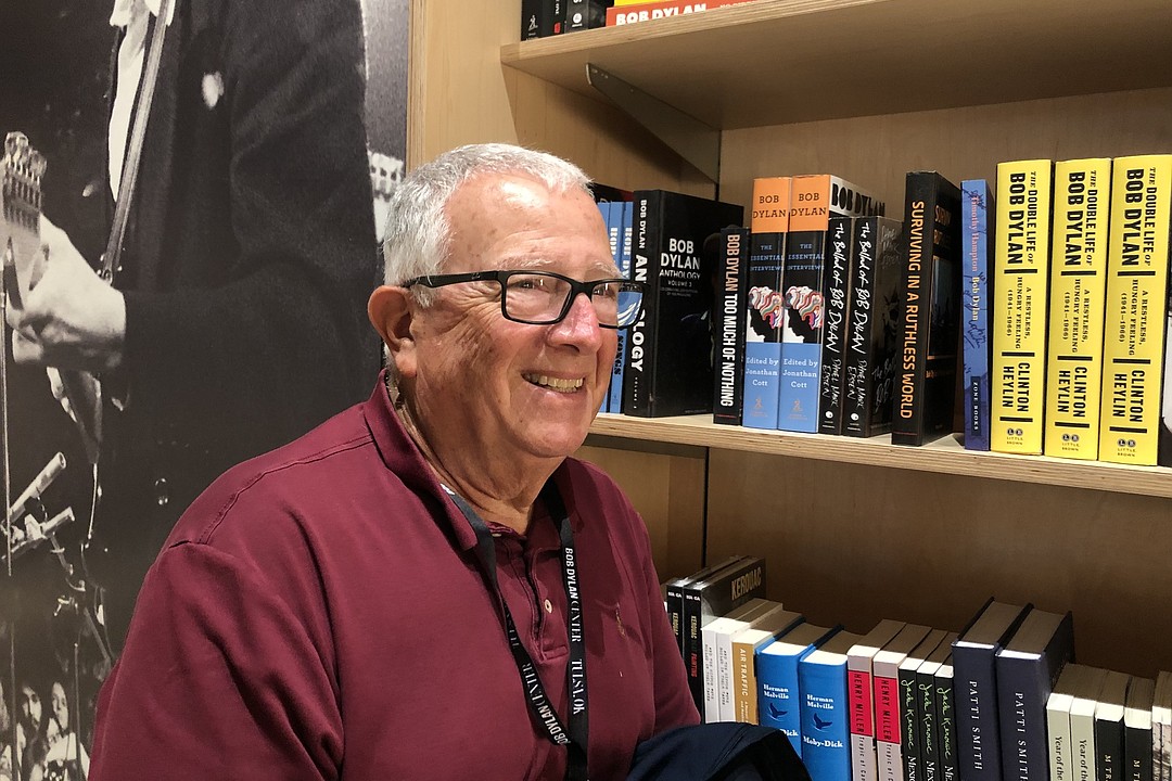 Former Longboat mayor dives deep into Dylan's iconic album | Your Observer