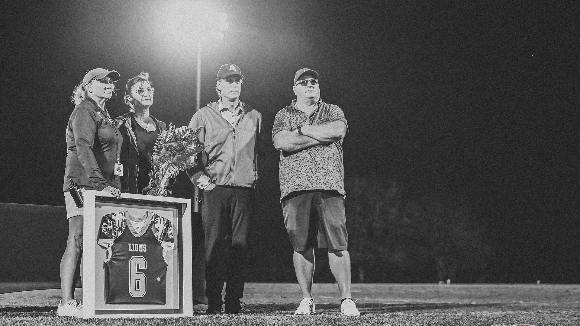 Foundation presents jersey to parents of U.S. Army 1st Lt. Evan Patrick ...