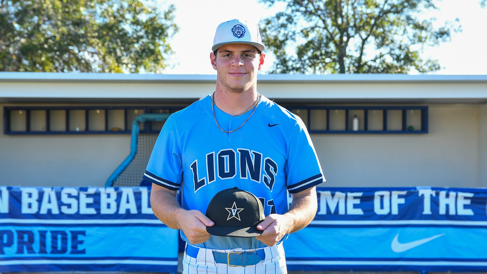 DOUBLE DEALS: Foundation baseball players receive full ride to play at ...