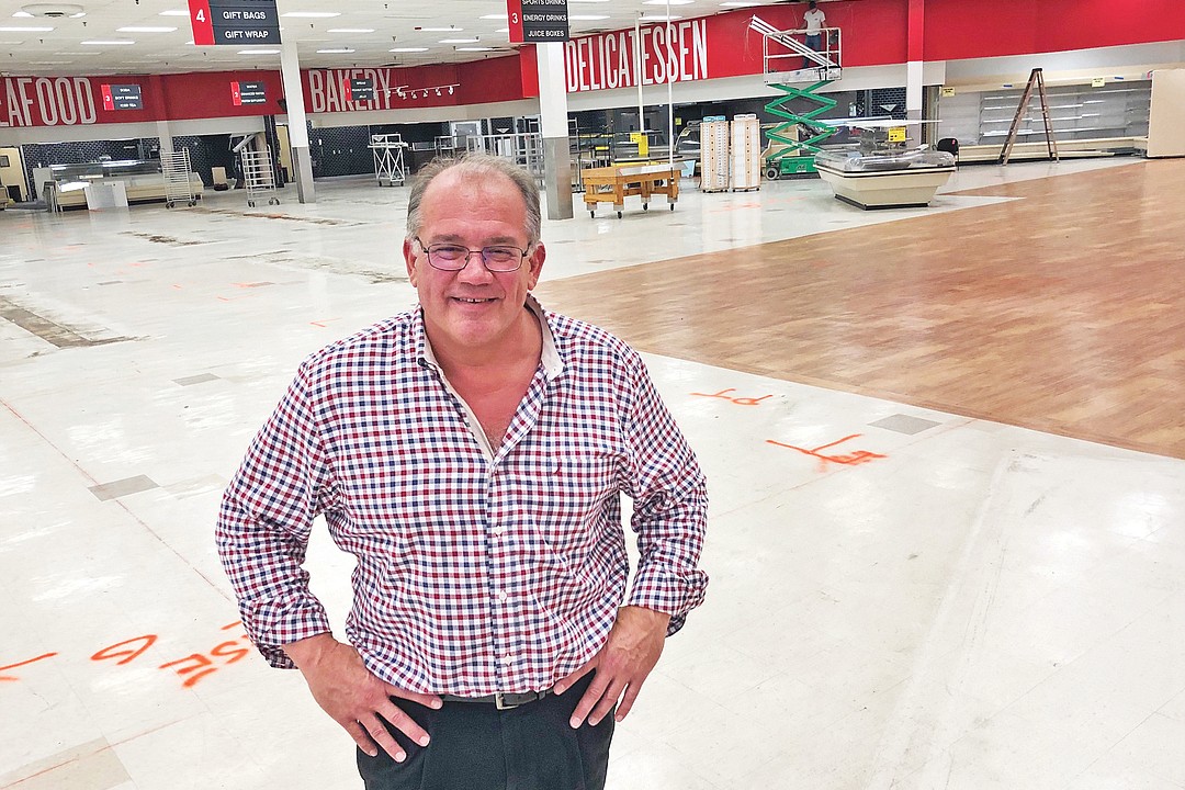 Rob Rowe continues to run Rowe’s IGA Supermarkets after sale to ...