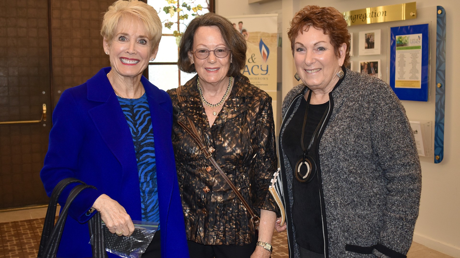 Special guest surprises at TBI's Shabbat service | Your Observer