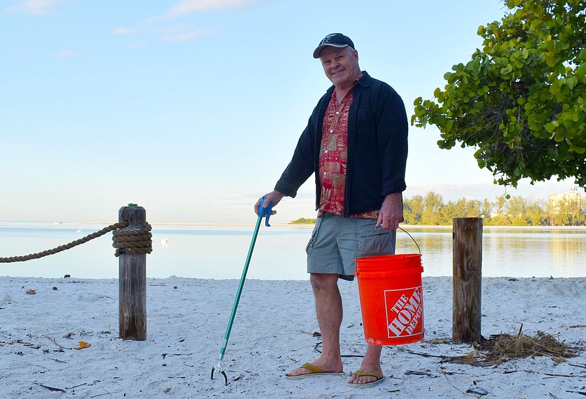 Siesta man is on a daily mission for a cleaner, safer beach | Your Observer
