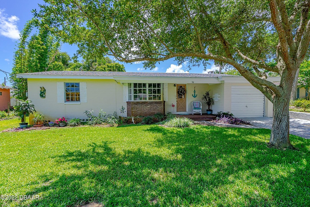 Photos: Tour some mid-priced homes that sold locally Oct. 23-29 ...