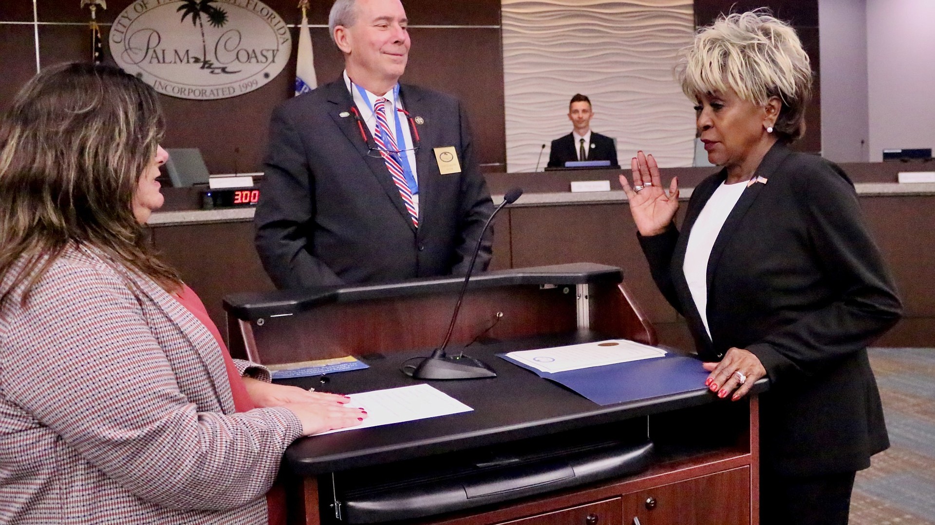 Heighter and Pontieri sworn in, make City Council history | Observer ...