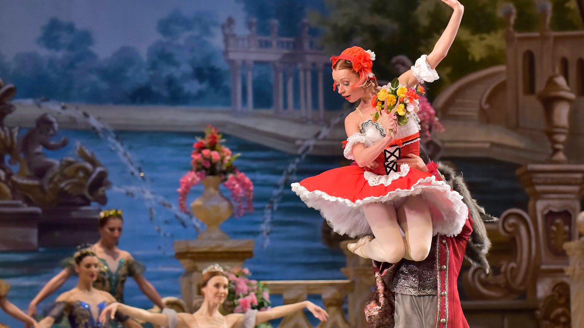 Tiny dancers: Mia Bella dancers share stage with State Ballet Theatre ...