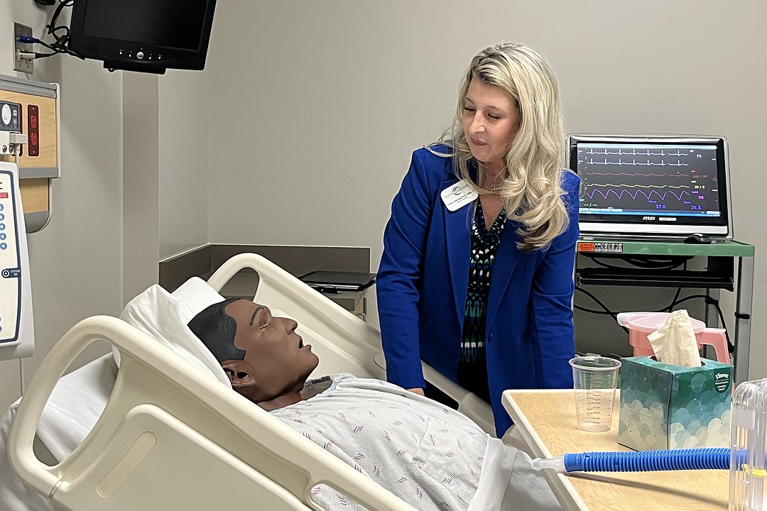 SCF Manatee-Sarasota grows nursing program | Your Observer