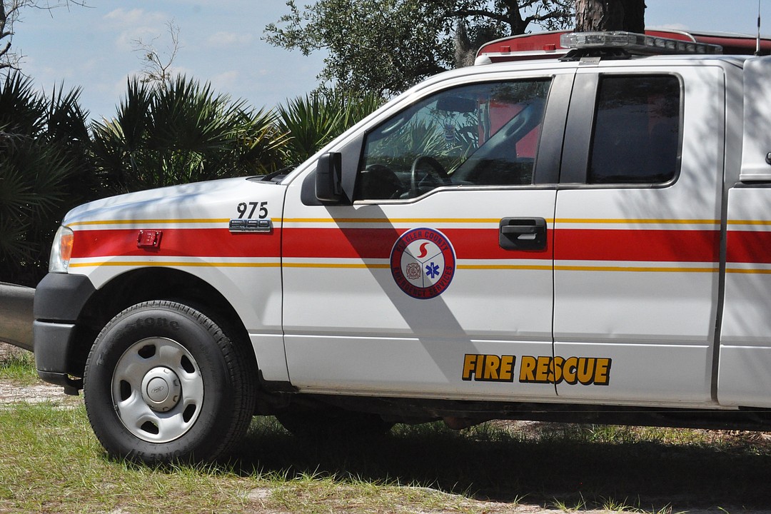 Utility trailer catches fire in Bunnell, residents report large ...