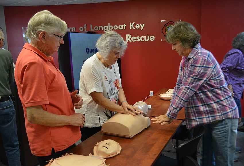 Longboat residents learn basics of CPR | Your Observer