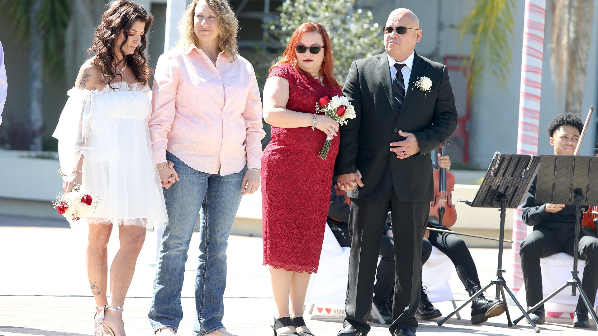 Court-ship: Six couples get married on the Flagler courthouse steps ...