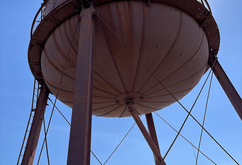 Jax Daily Record| Photo - The 50,000 gallon water tour on the rooftop ...