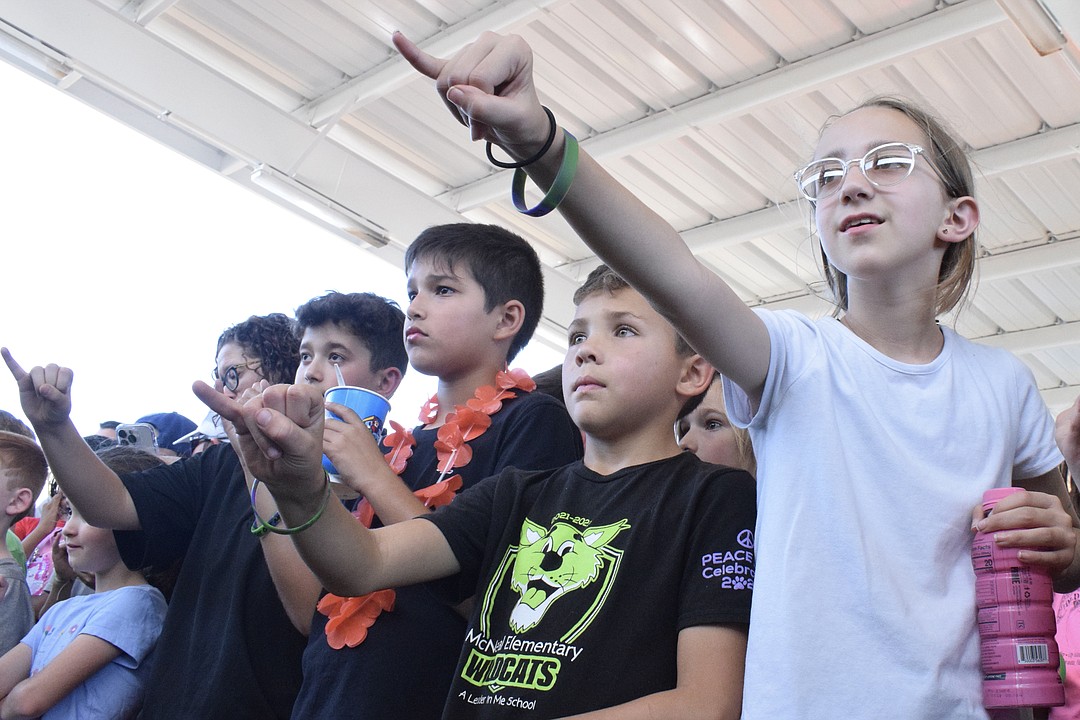 McNeal Elementary celebrates life of beloved physical education teacher ...