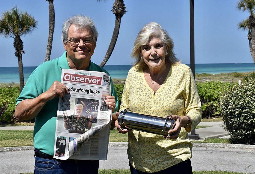Seaplace residents bury time capsule | Your Observer