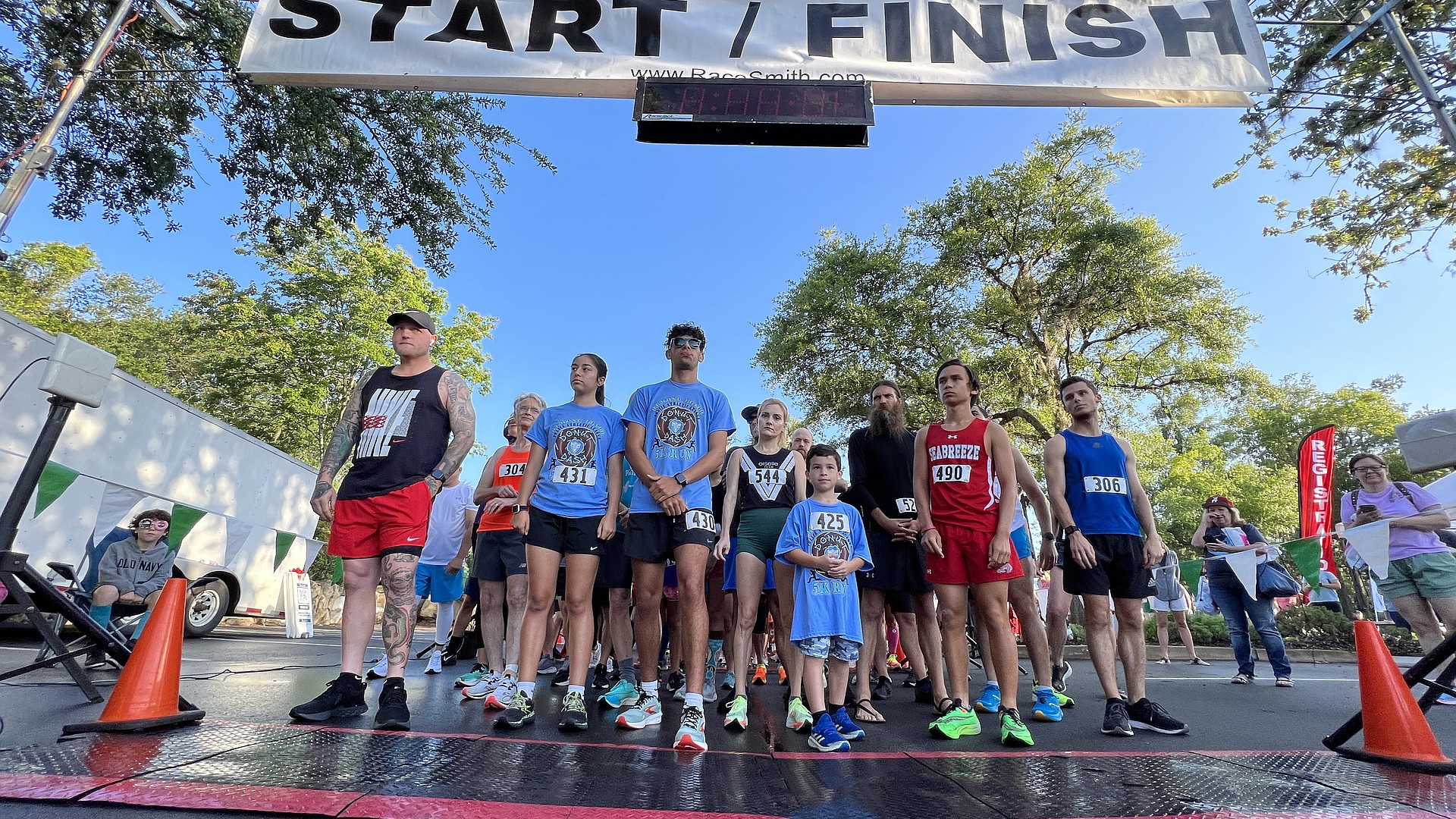 Sweet race! Ormond Beach Police hosts Donut Dash to benefit PAL ...