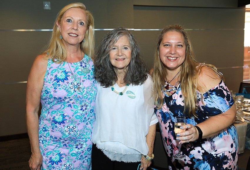 Your Observer | Photo - Kathy Gilkey, Sharon Weiner and Gana Gilkey