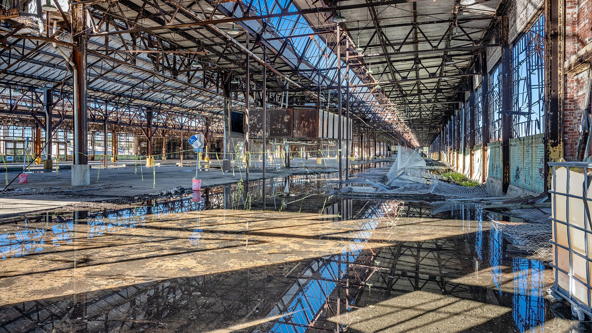 Photo gallery: A look at the crumbling, historic Ford assembly plant ...