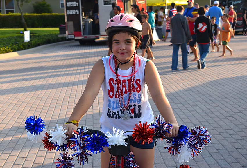 West Orange Times & Observer | Photo - Lillian Roberts prepared to take ...