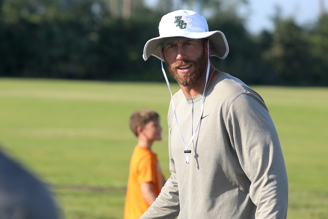 Passing grade: Medlock trains QBs when he's not coaching | Observer ...