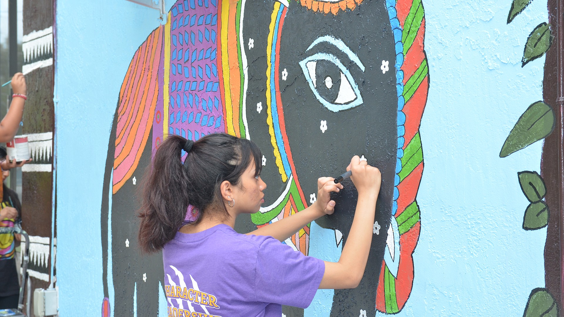 Art students create folk-art mural | West Orange Times & Observer