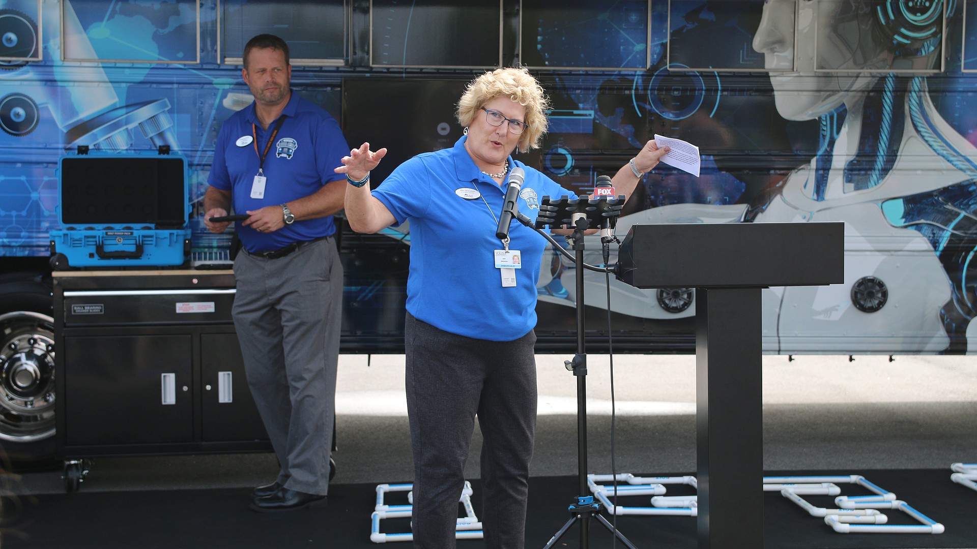 STEM on the move: Volusia County Schools unveils new science mobile lab ...