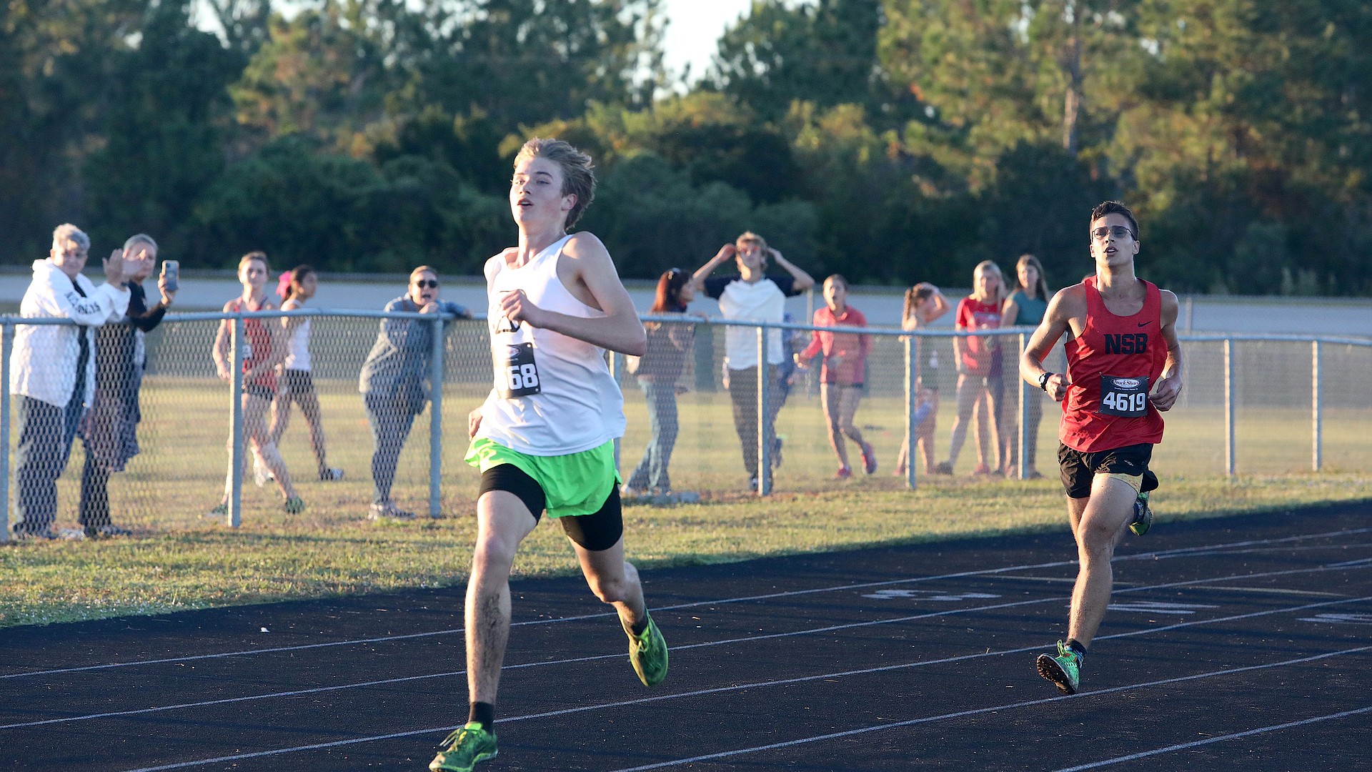 Father Lopez's Anna Nugent, Matanzas' Noemi Malinowski finish first and ...