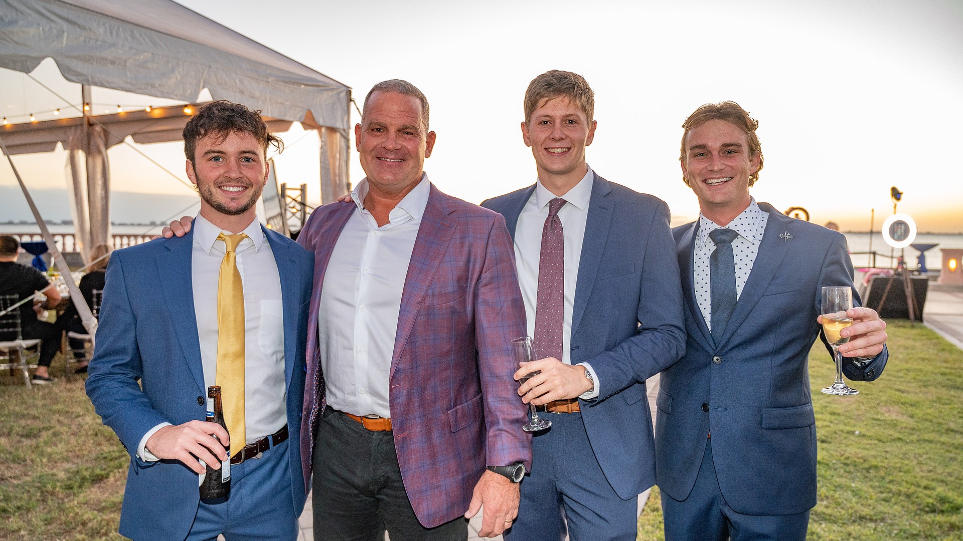 New College hosts Soiree on the Bay Clambake | Your Observer