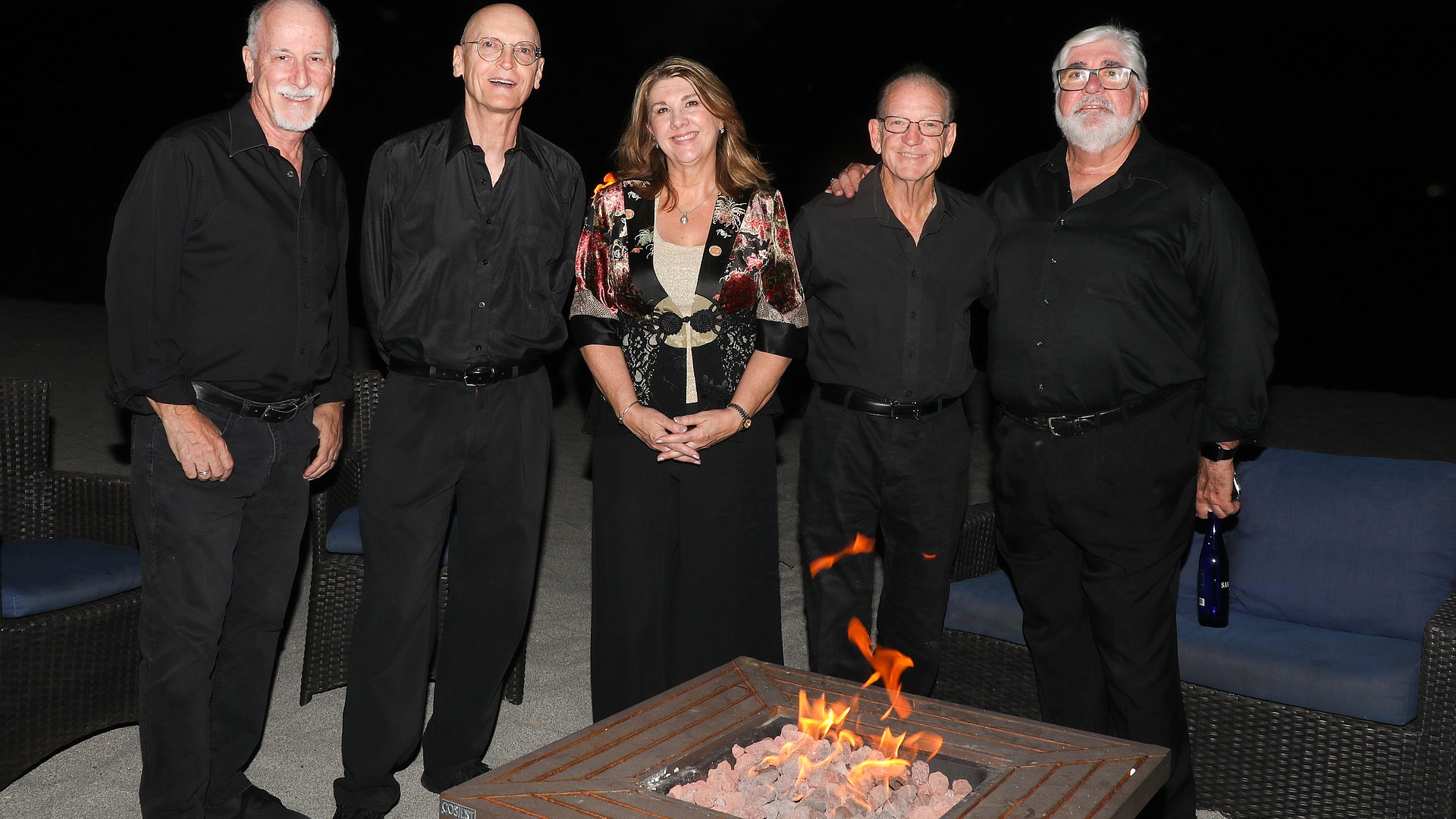 Guests enjoy New England's finest at Rockin' Lobster | Your Observer