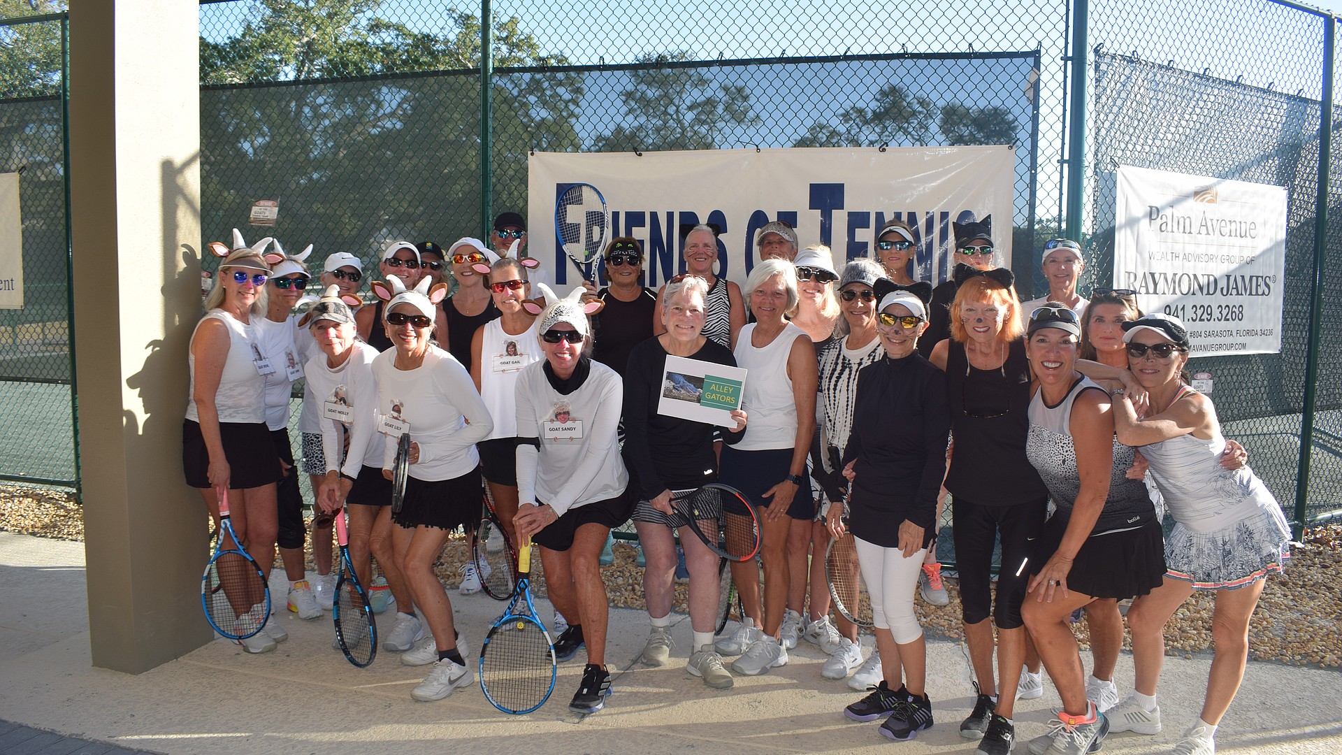 Tennis team celebrates season's start at Public Tennis Center | Your ...