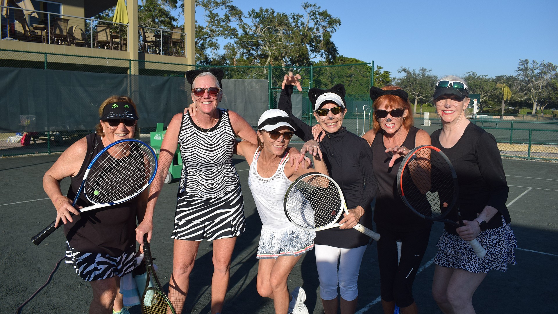 Tennis team celebrates season's start at Public Tennis Center | Your ...