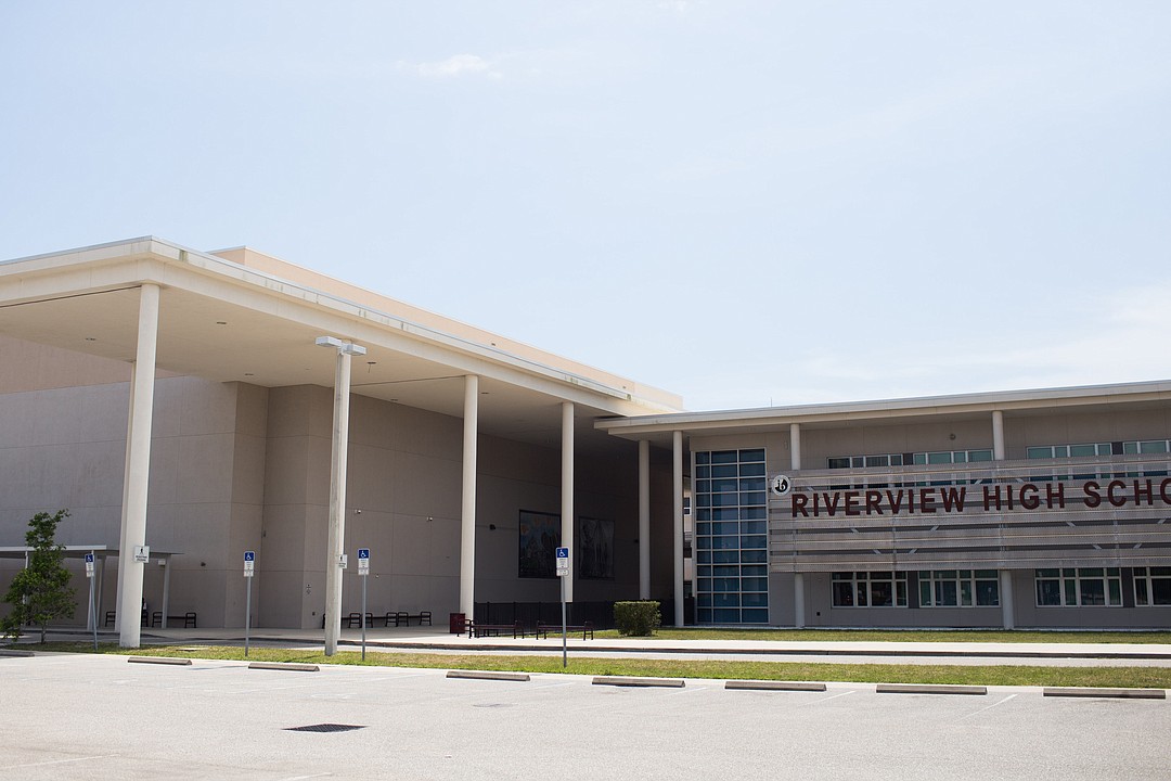 Riverview High construction program helps students find footing in ...