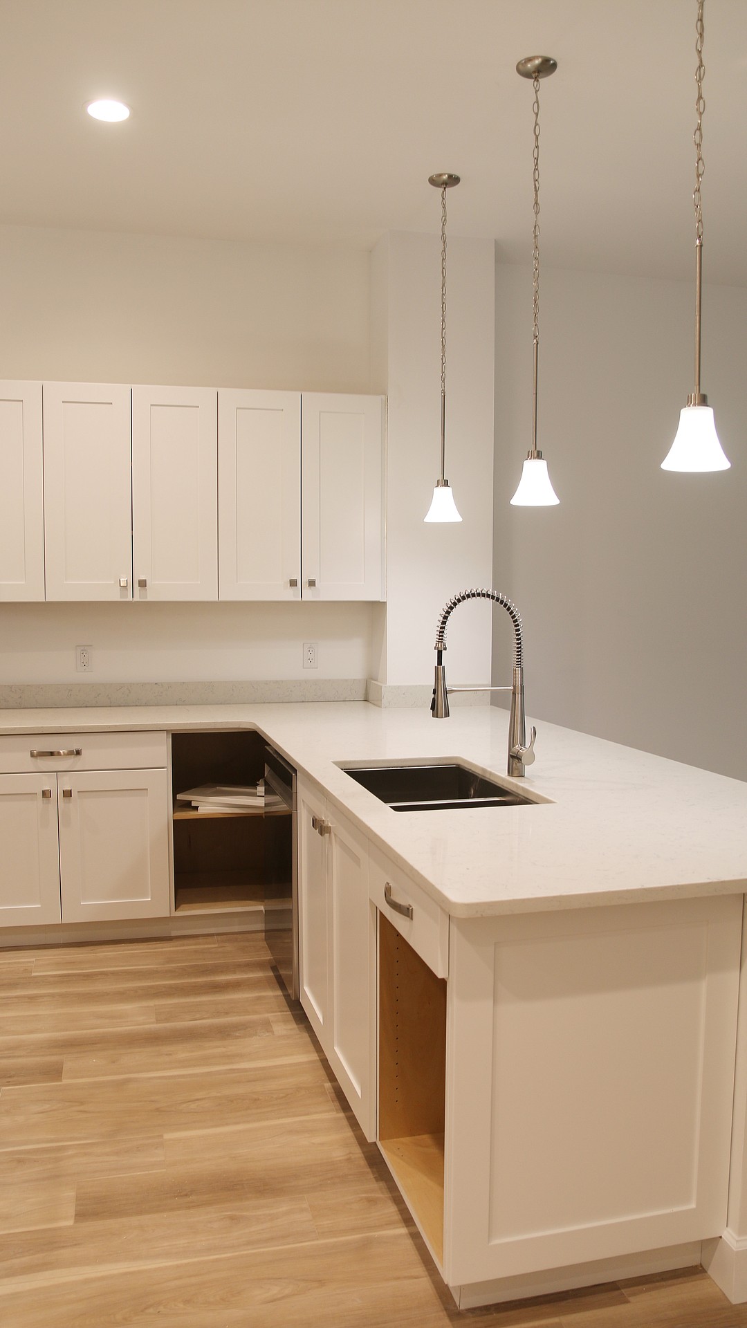 Back in business: Lohman family celebrates topping off ceremony for ...