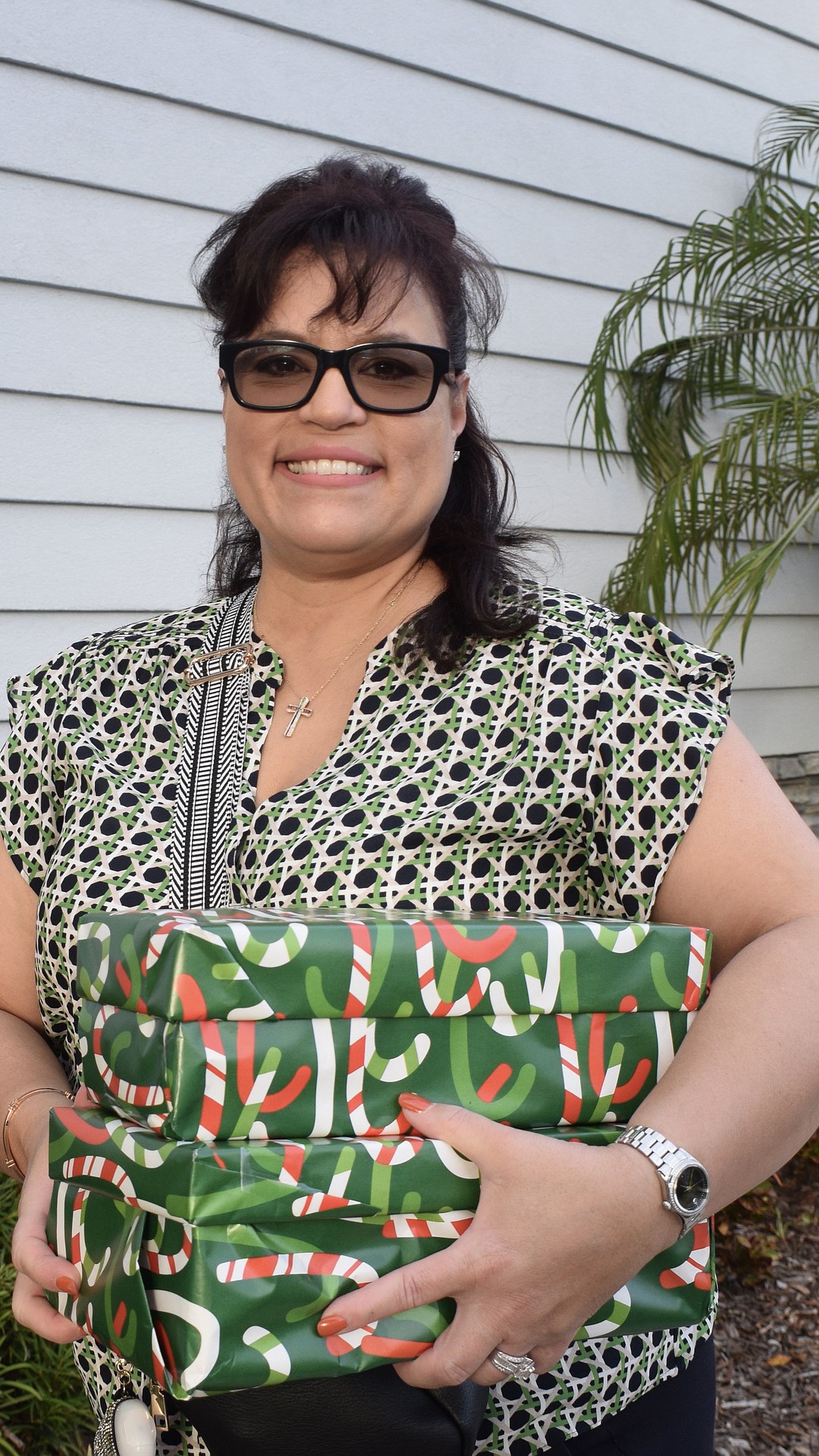 Community rallies to help seniors in need with Shoebox Collection ...