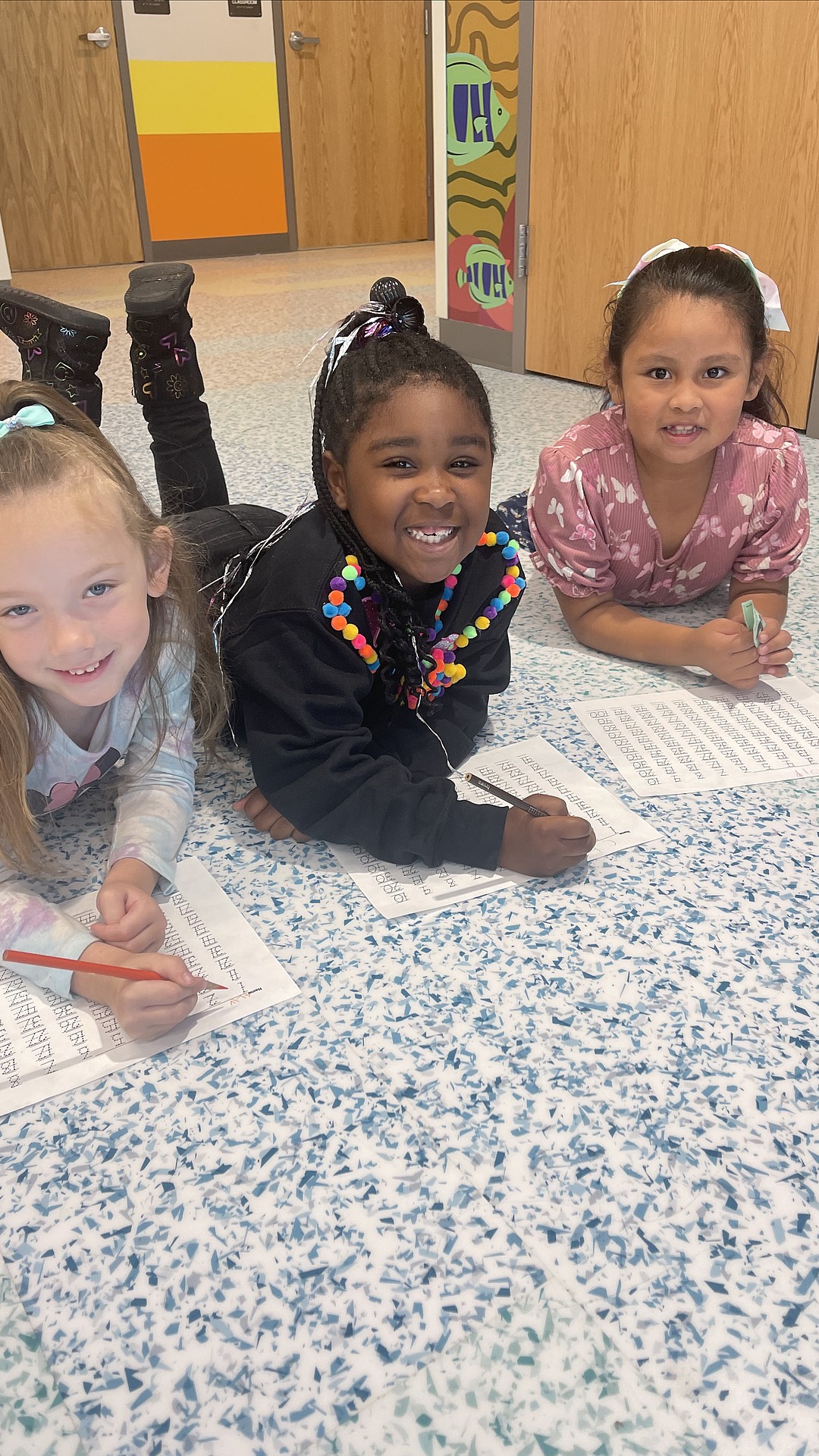 Beachside Elementary kindergarteners celebrate 100th day of school with ...