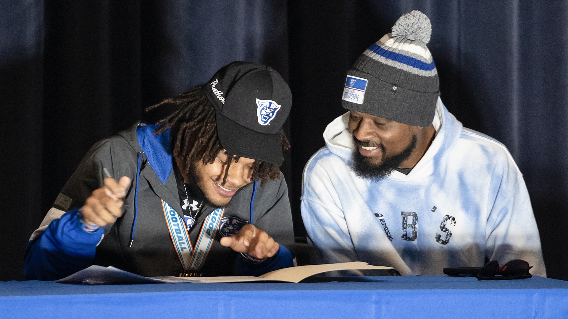 Mainland athletes commit to play football in college | Observer Local ...