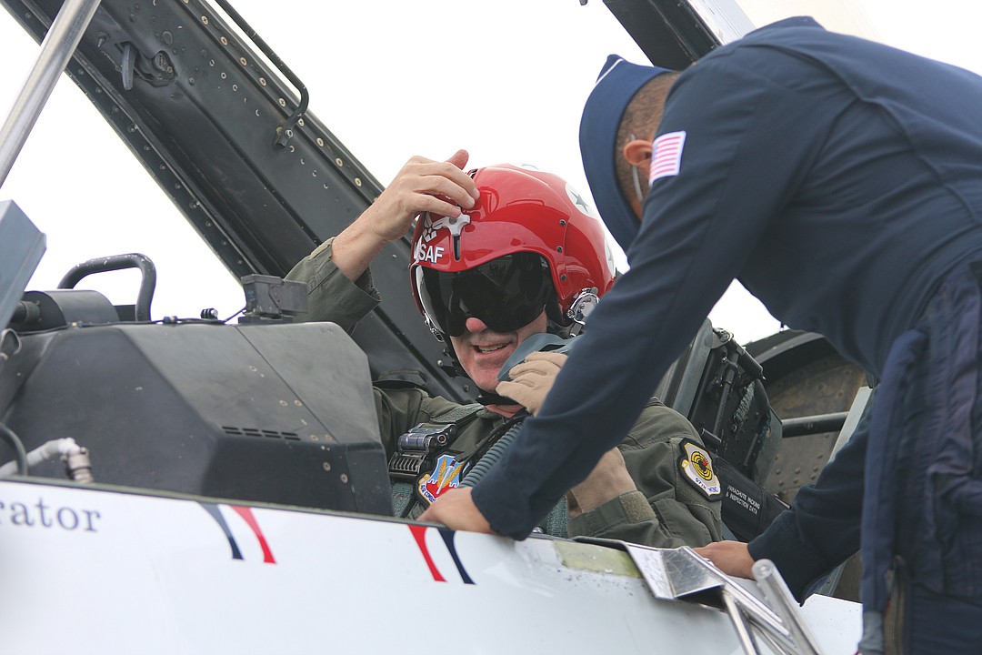 Embry-Riddle president takes flight with U.S. Air Force Thunderbirds ...