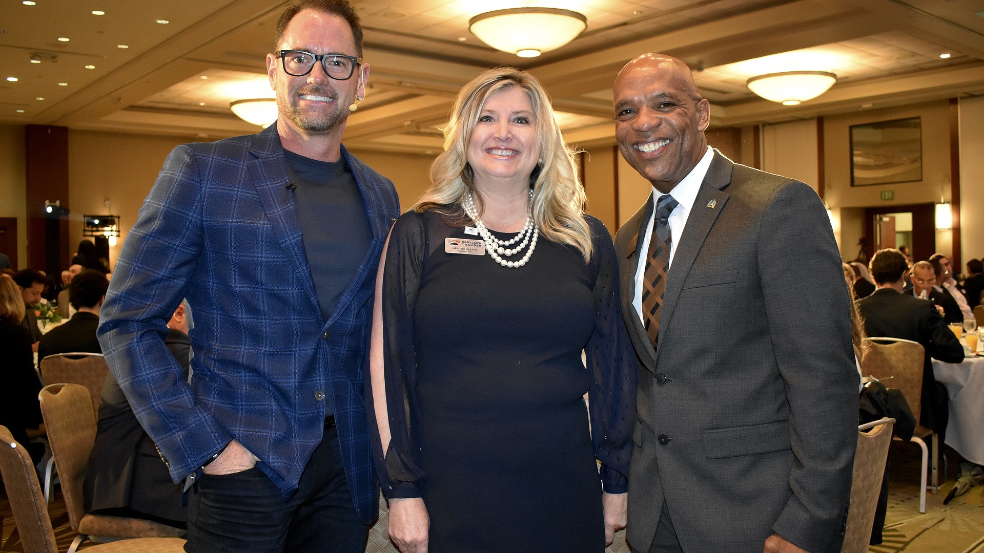 Sarasota chamber welcomes bestselling author at annual breakfast | Your ...