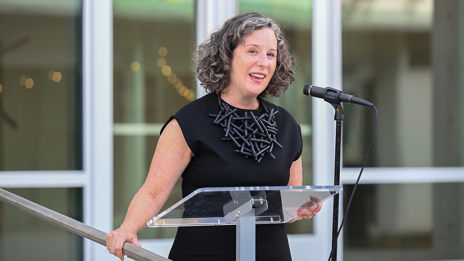 Sarasota Art Museum supporters dine en plein air | Your Observer