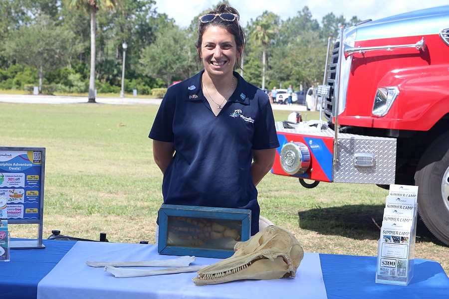 Palm Coast Arbor Day celebrants release butterflies, take home trees ...