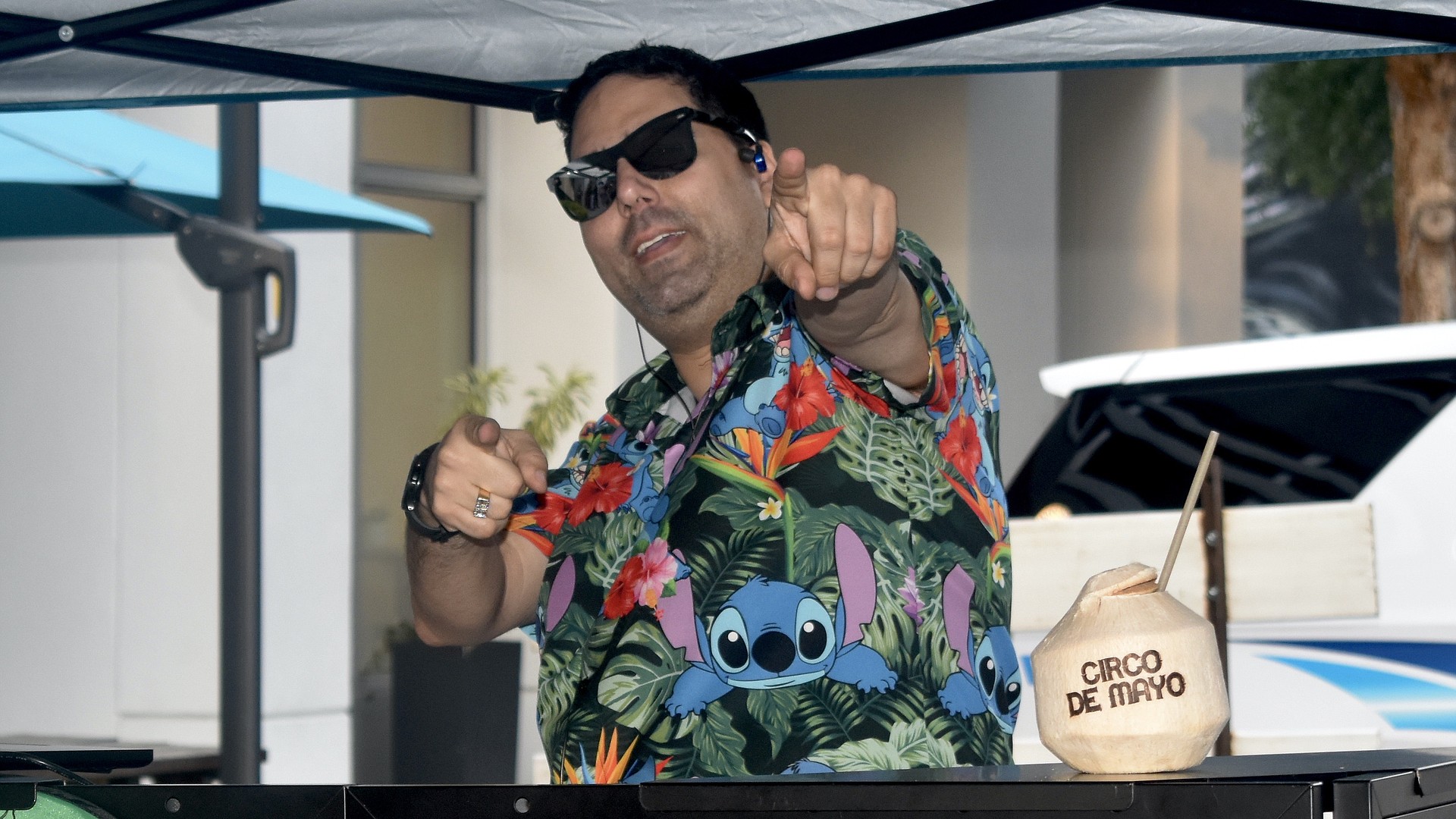 Downtown Sarasota becomes festival scene for Cinco de Mayo | Your Observer