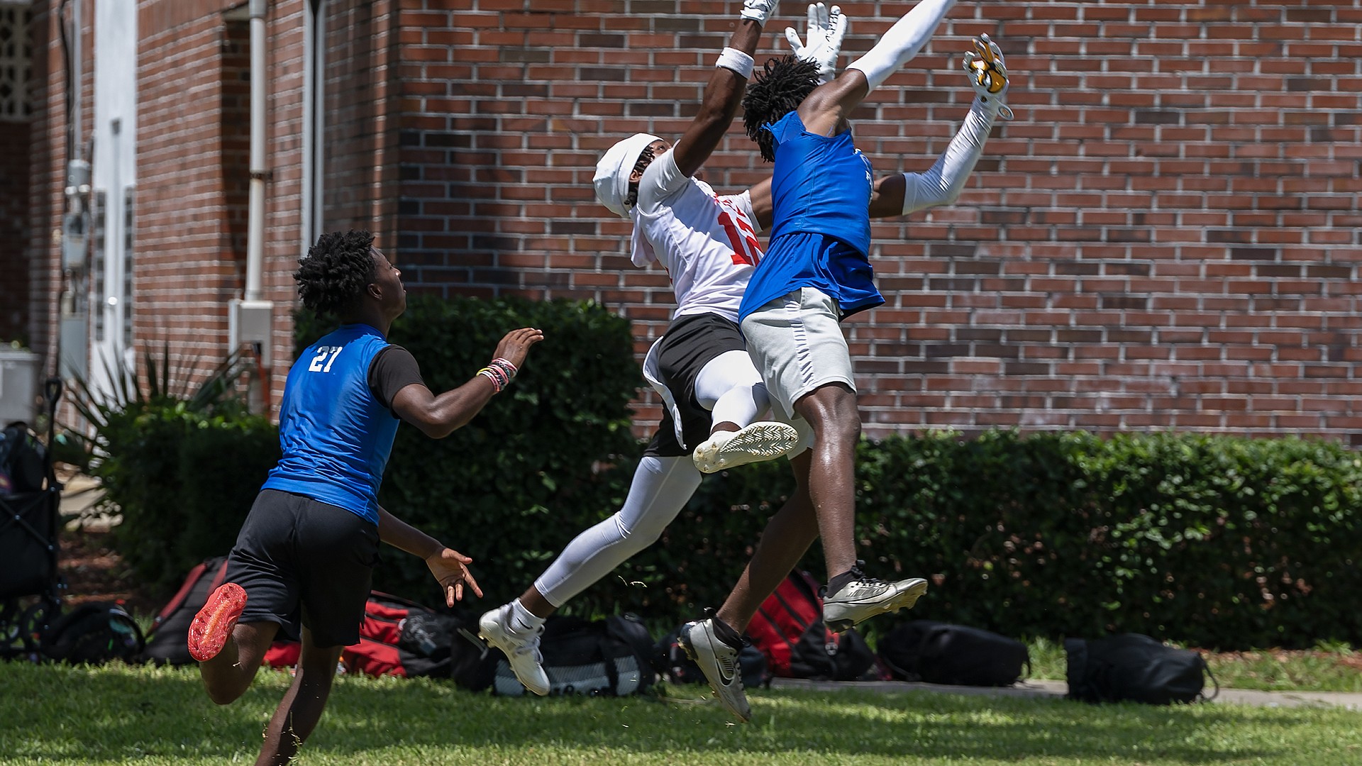 Bucs advance to semifinal at King of Beach 7v7 tourney, Seabreeze QB ...