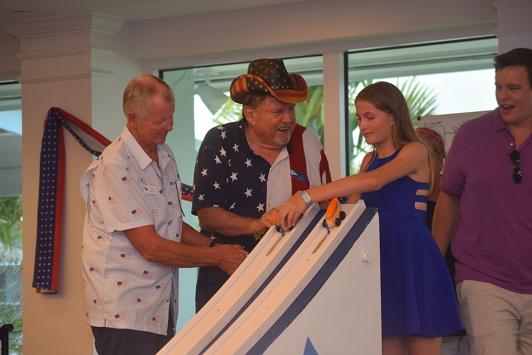 Bird Key Yacht Club races potatoes for July 4 | Your Observer